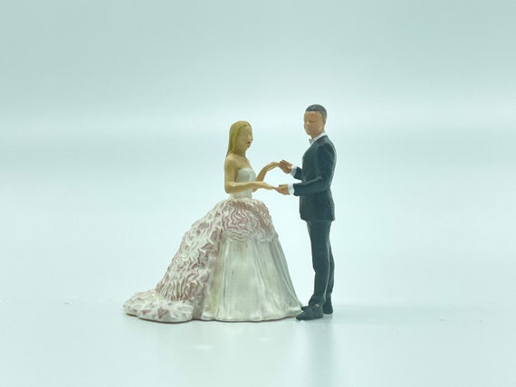 1/64 Scale Wedding Couple Model Die Cast Figures Dioramas | Etsy