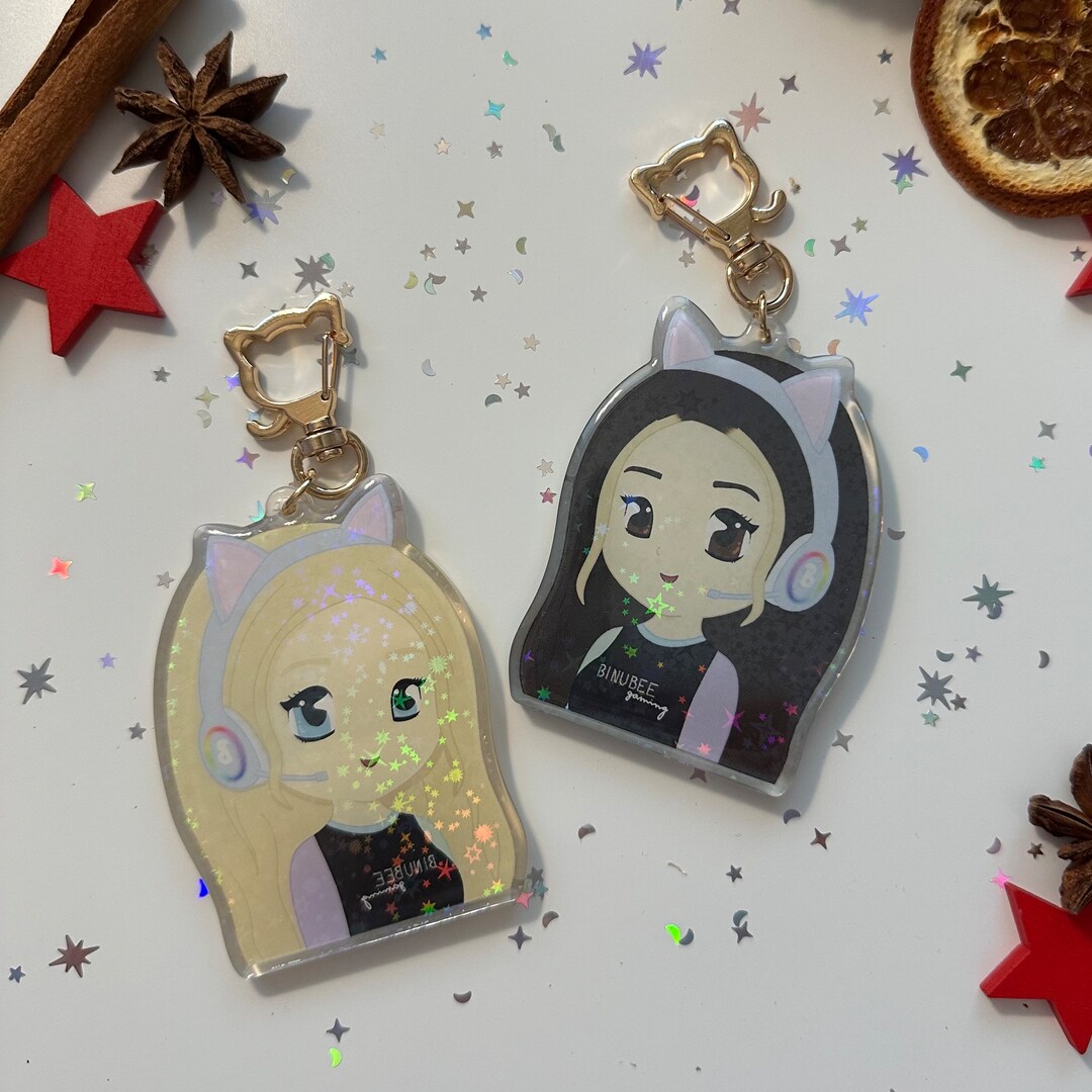 Gamer Girl Keychain Gamer Girl Keychain Holographic Harvest Moon DS ...