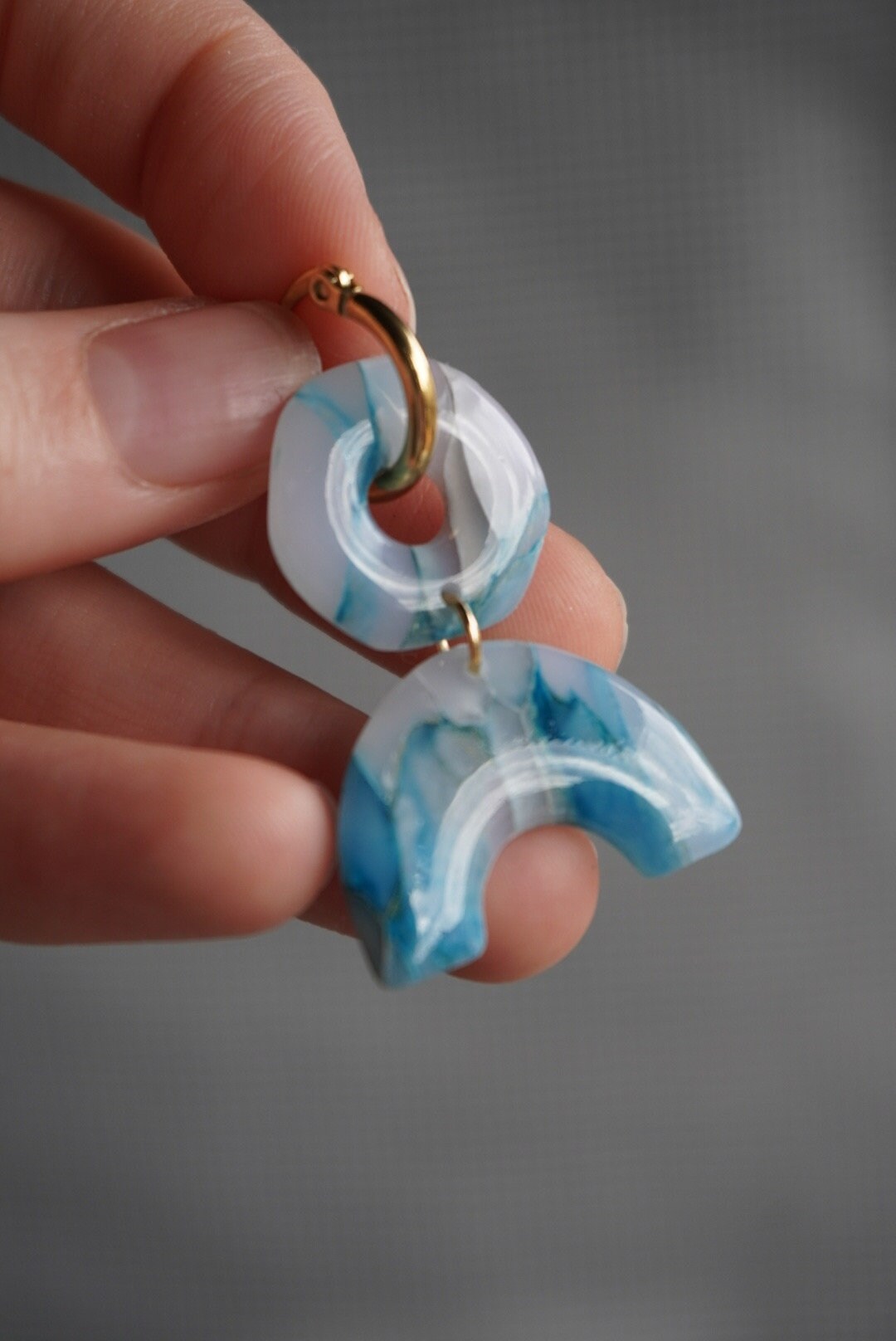 HUGGIES BLUE STONE Translucent and Light Wear Polymer Clay - Etsy