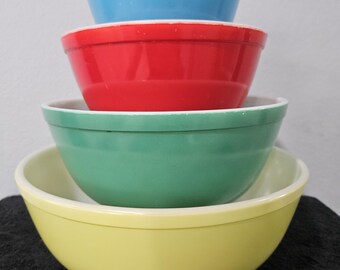 Vintage Pyrex Primary Colors Mixing Bowl Set of Four, Pyrex Nesting ...