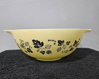 Pyrex Pink Gooseberry Cinderella Mixing Bowl Set - Etsy