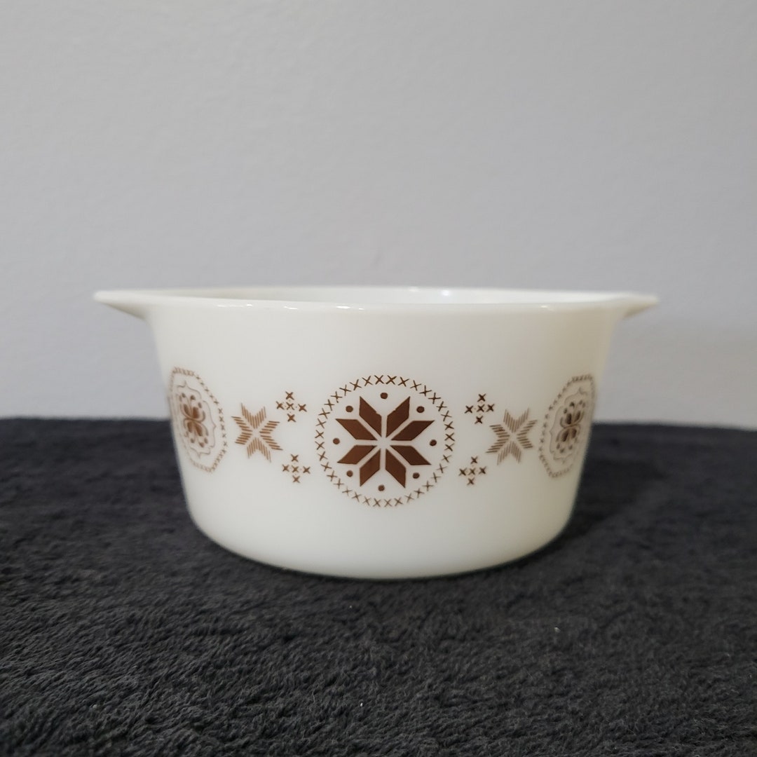 Pyrex Town & Country Stamp Program 473 Casserole Dish - Etsy