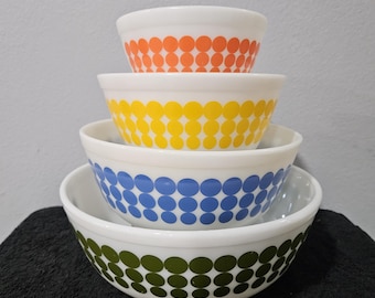 Pyrex Dot Mixing Bowls, Set of 4, 401, 402, 403 and 404, Made 1968 ...