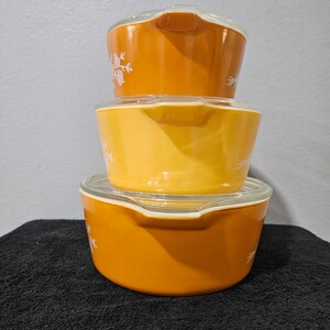 Pyrex Butterfly Gold Redesign Round Casserole Set - Etsy