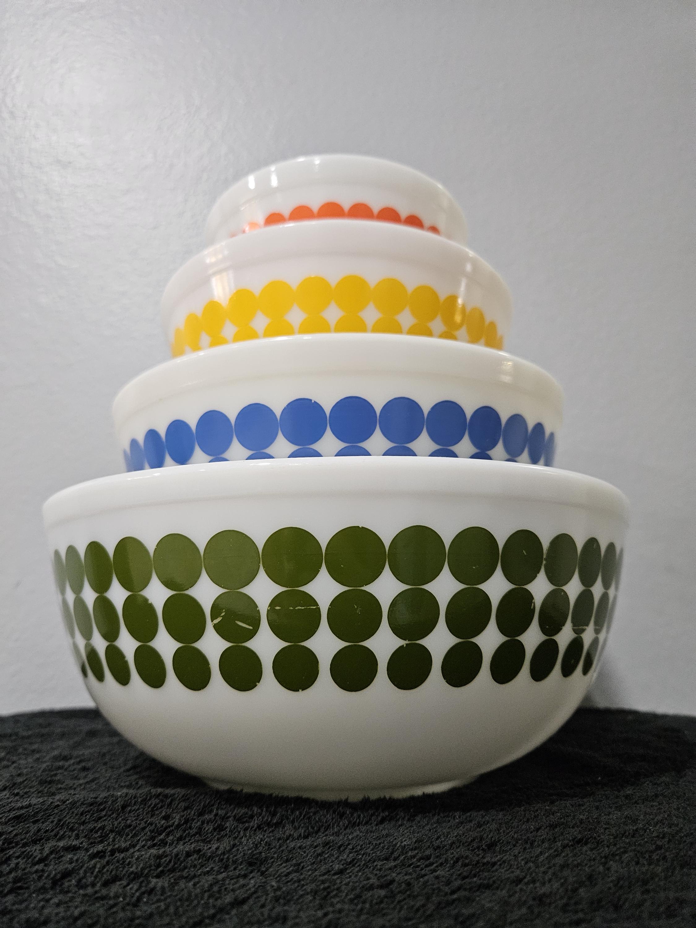 Pyrex Dot Mixing Bowl Set - Etsy