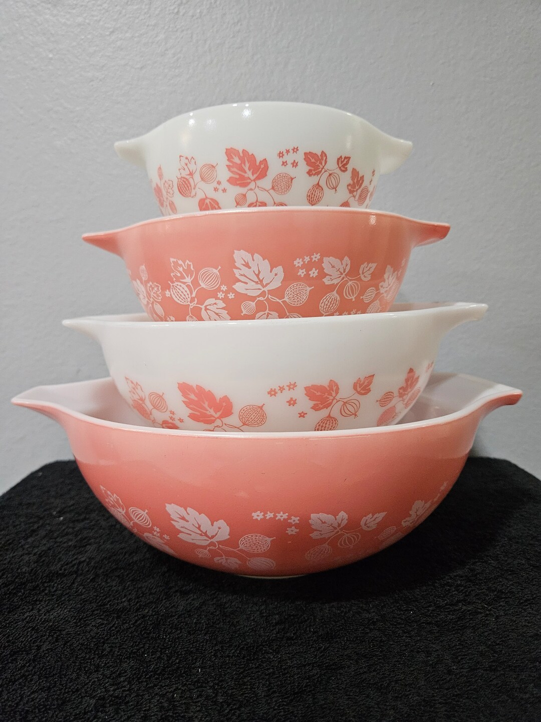 Pyrex Pink Gooseberry Cinderella Mixing Bowl Set - Etsy