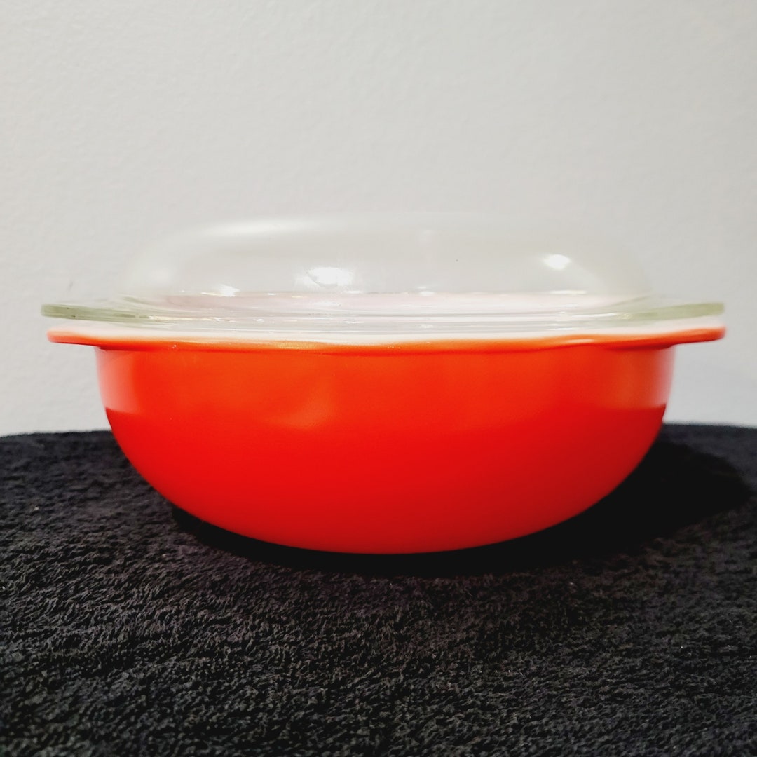 Pyrex Promo Red Poppy 024 Round Casserole Dish - Etsy
