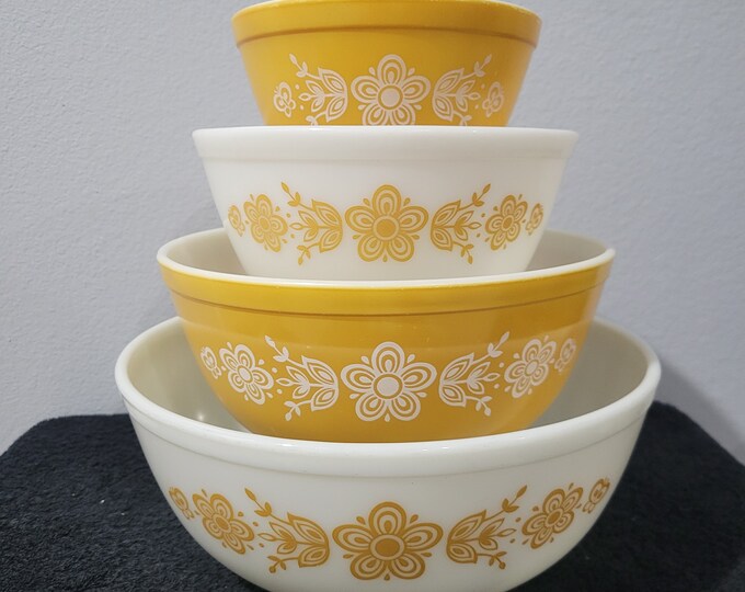 Pyrex Butterfly Gold Mixing Bowl Set - Etsy