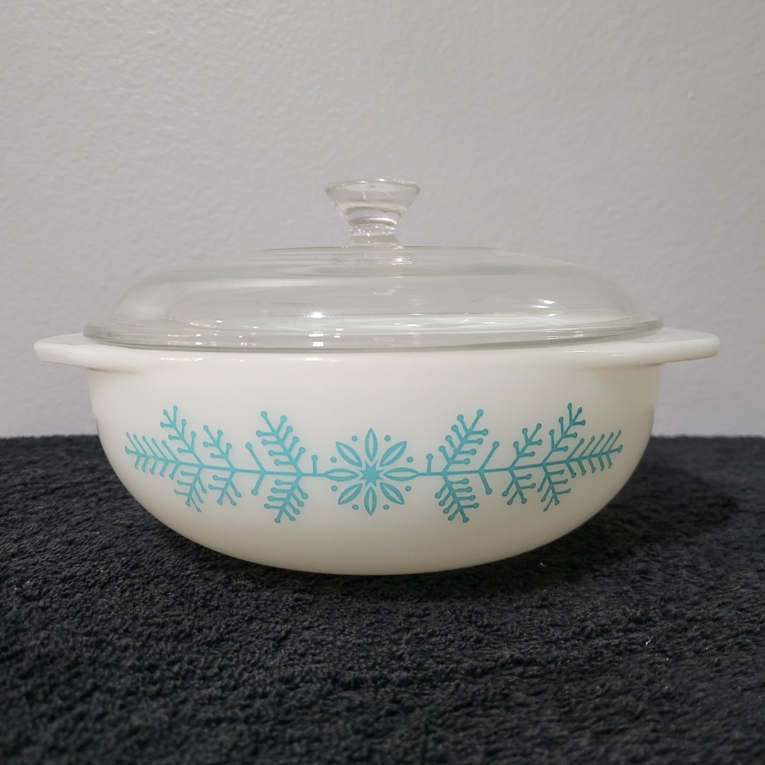 Pyrex Promo 023 Frost Garland Round Casserole Dish - Etsy