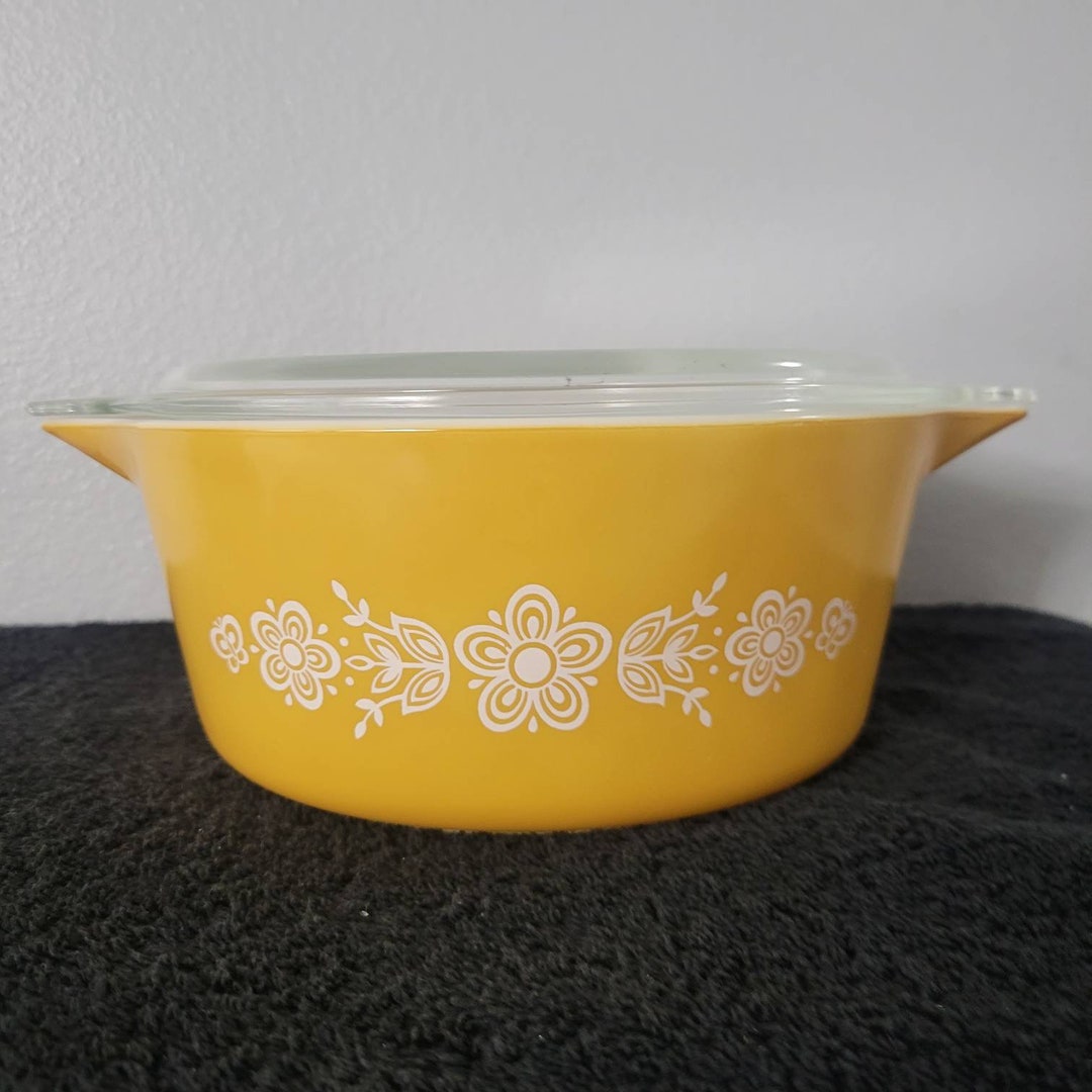 Pyrex 475 Butterfly Gold Round Casserole Dish - Etsy