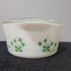 Pyrex Promo Brides 474 Round Casserole Dish - Etsy