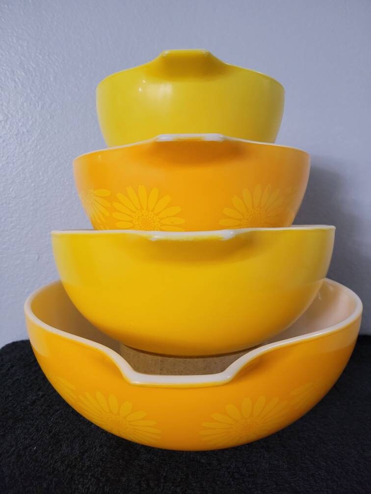 Pyrex Daisy Cinderella Mixing Bowl Set - Etsy