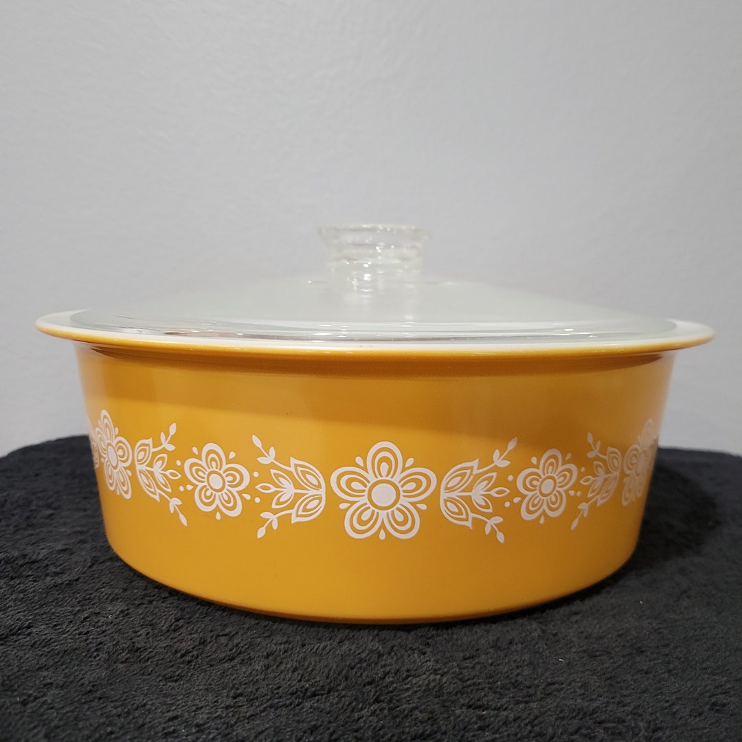 Pyrex Butterfly Gold Big Bertha 664 Covered Casserole Dish - Etsy