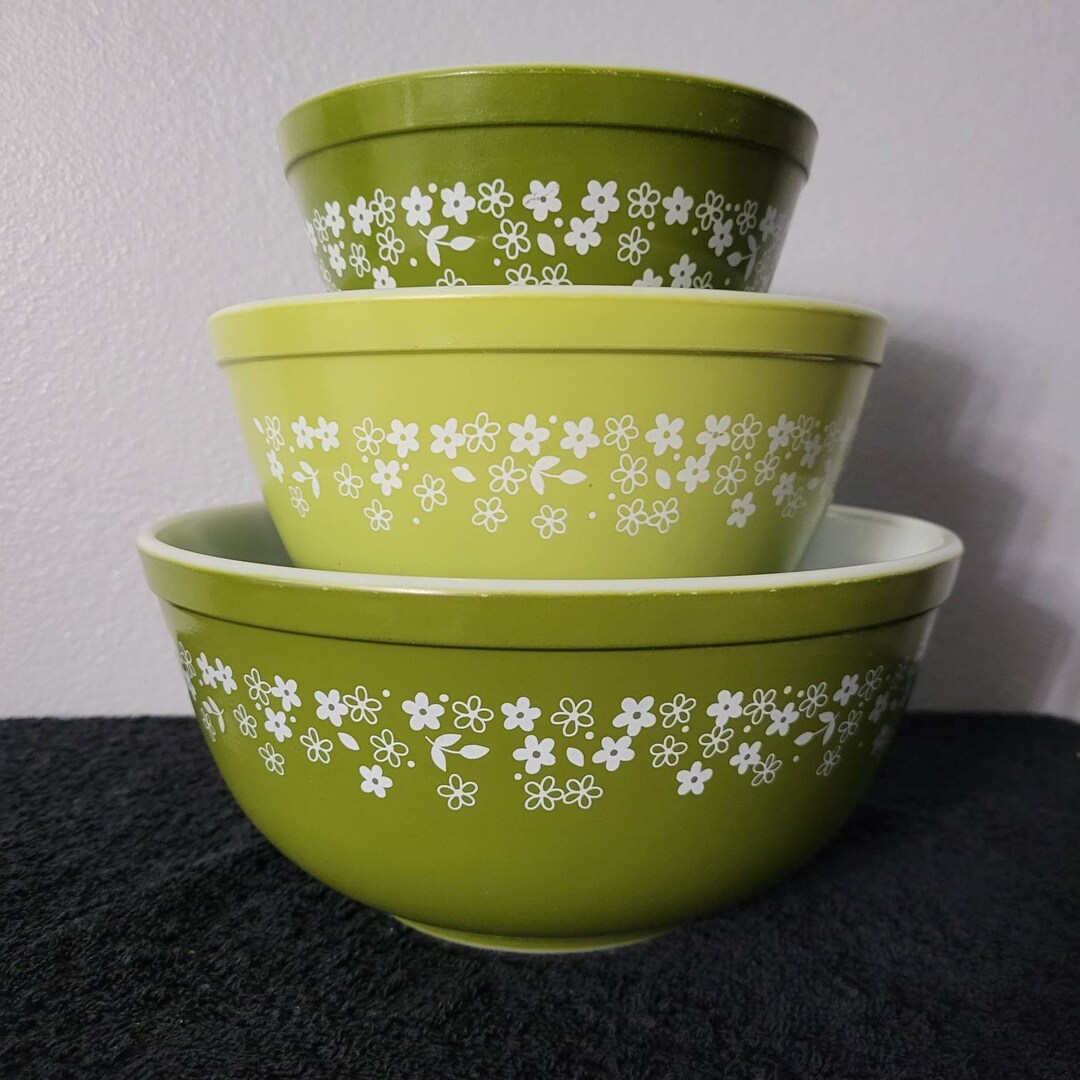 Pyrex Spring Blossom Green 2 / Crazy Daisy Mixing Bowl Set - Etsy