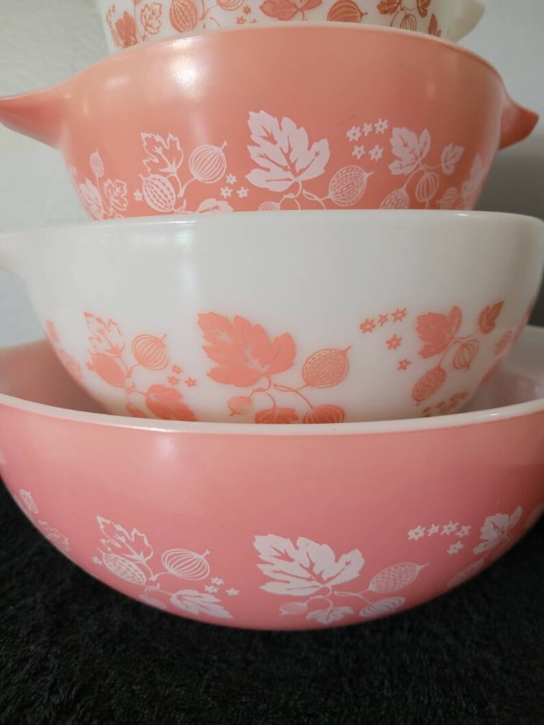 Pyrex Pink Gooseberry Cinderella Mixing Bowl Set - Etsy