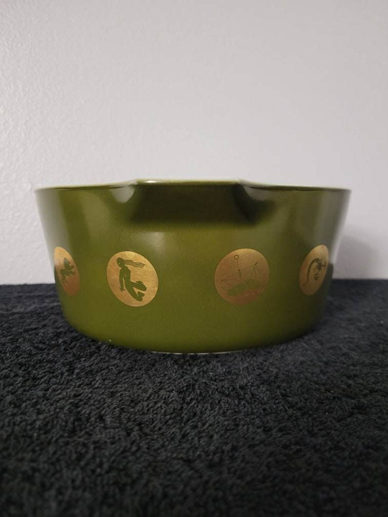 Pyrex Promo Zodiac 475 Round Casserole Dish - Etsy