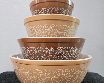 Vintage Pyrex Woodland New in Box Mixing Bowls, Set of 3, Nesting Bowls ...