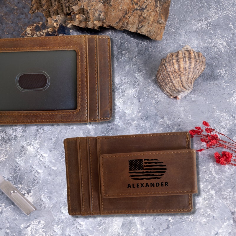 Small Veteran Gifts - 60+ Gift Ideas for 2026