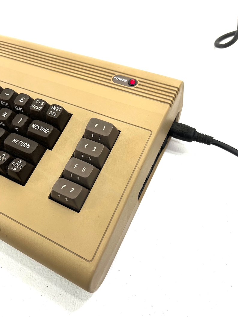 Commodore 64 Keyboard Vintage Console Computer System With Cords - Etsy