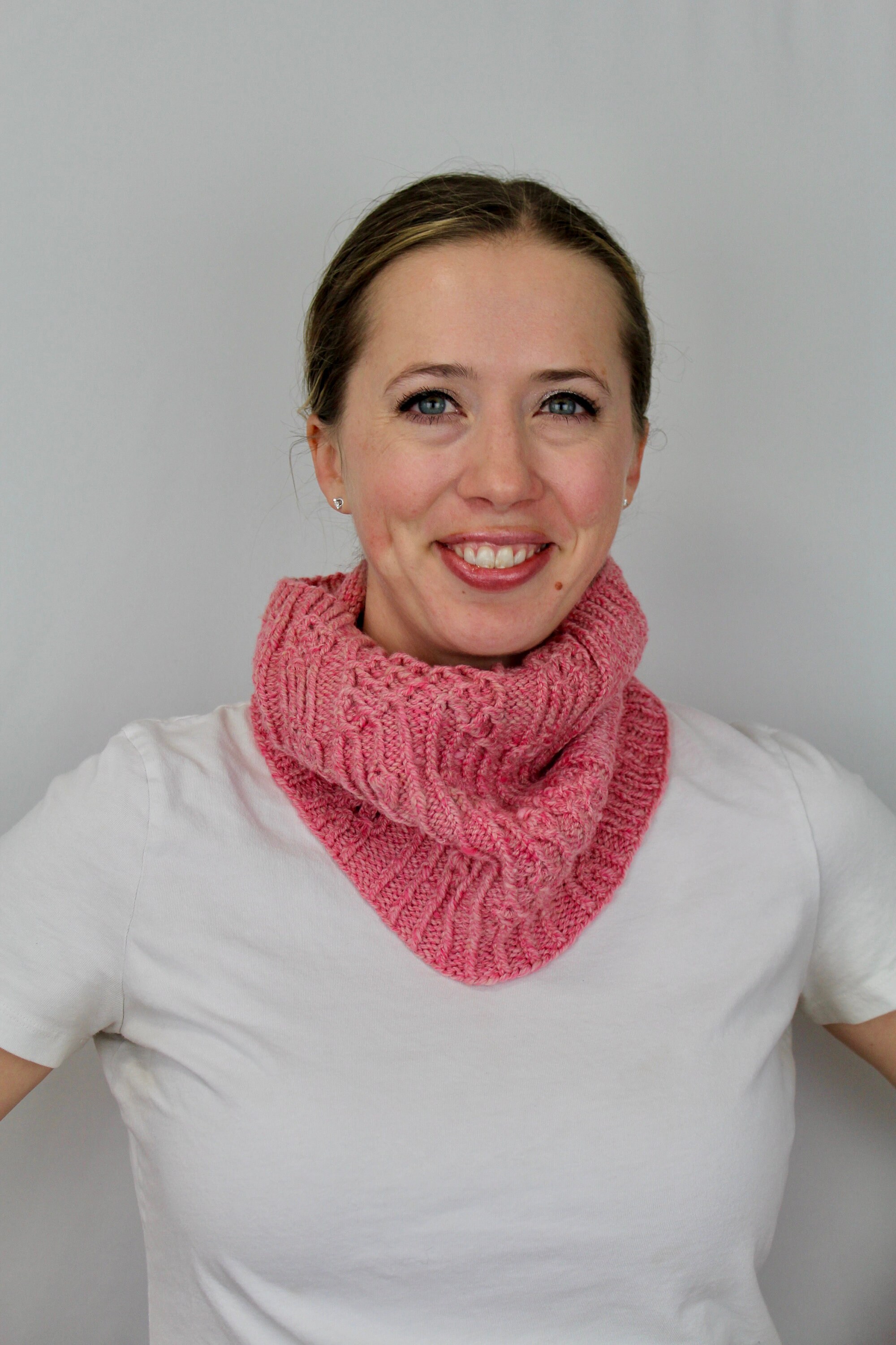 KNITTING PATTERN Twisted Stitch Cowl Knit With Japanese Stitch Patterns ...