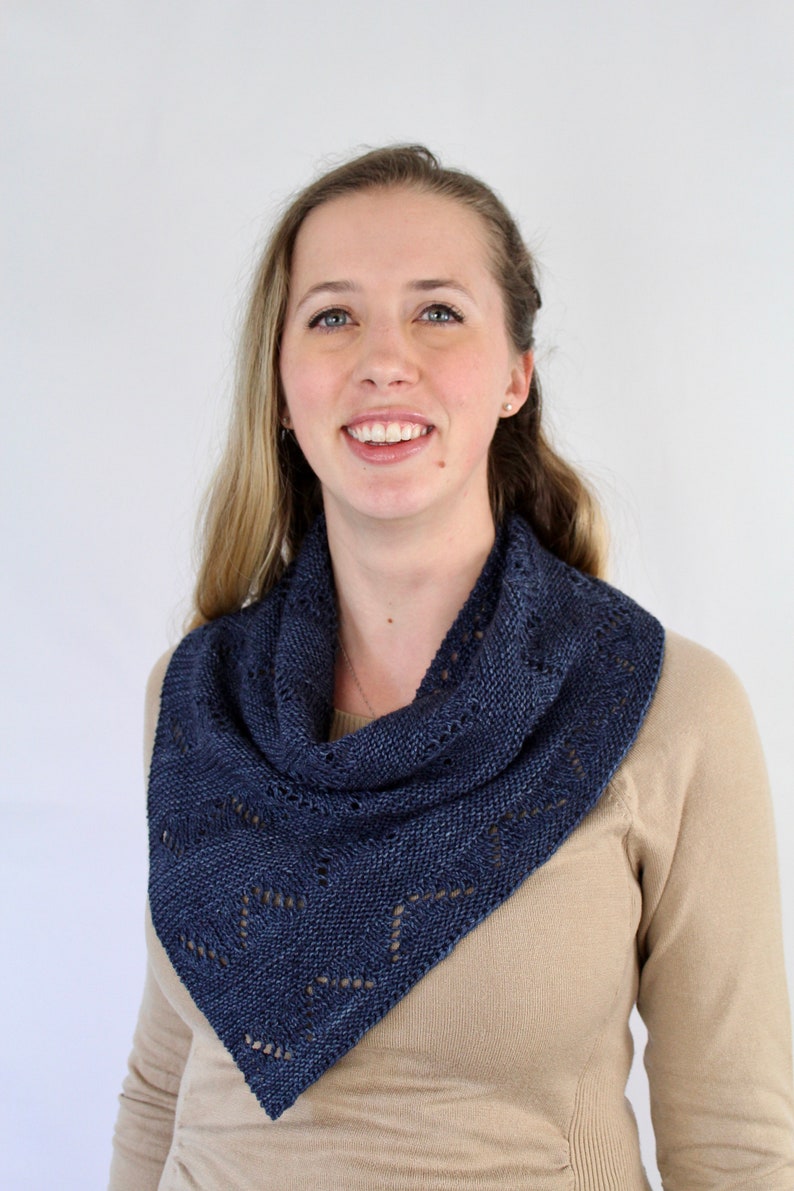 KNITTING PATTERN Single Skein Bandana Cowl Knit With - Etsy