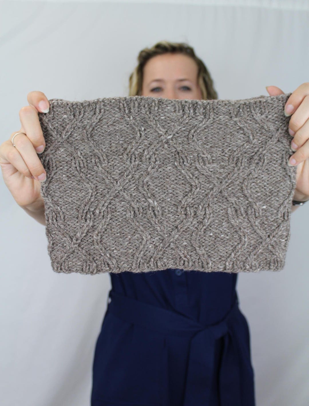 Worsted 1/1 Cable Knit Cowl Pattern | Twisted Tango (PDF Pattern) - Etsy
