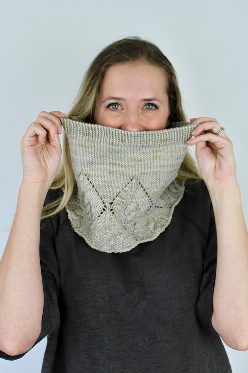 PDF KNITTING PATTERN | Wren Song Cowl Pattern | Lace and Easy Cables ...