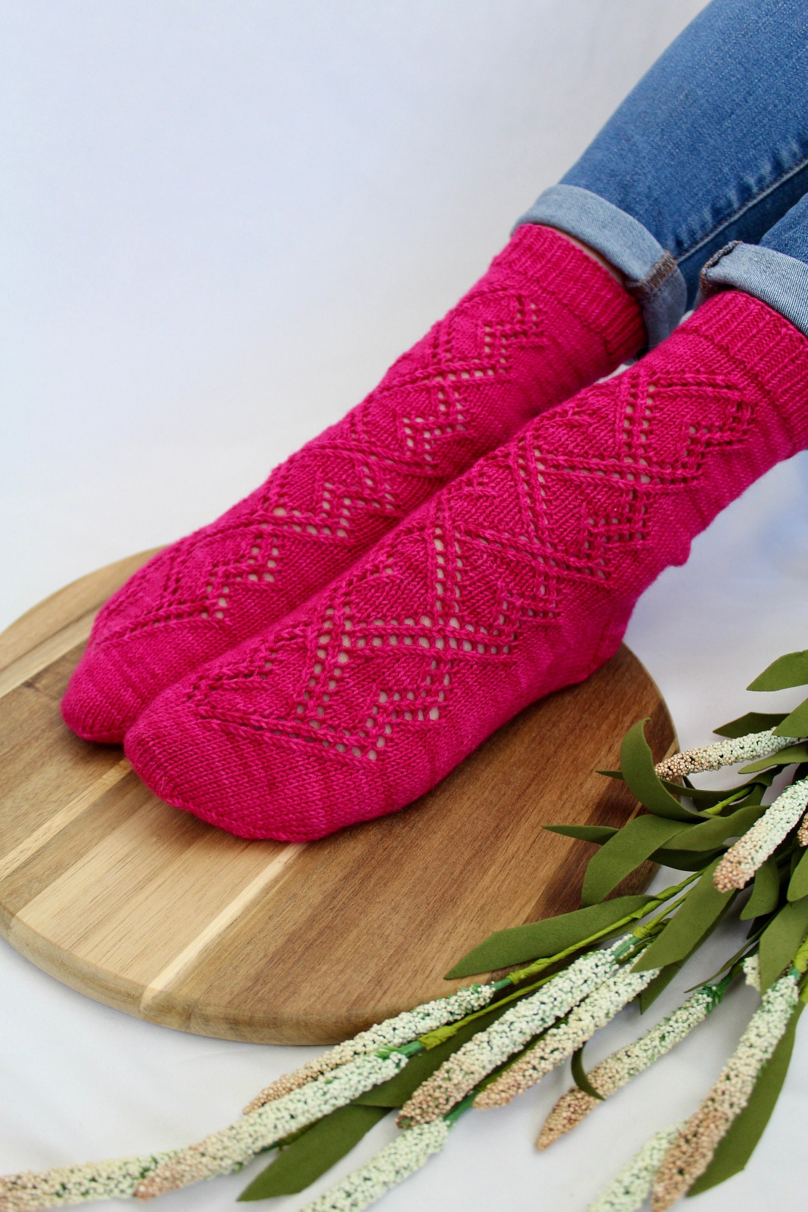 Easy Heart Lace Sock Knitting Pattern | Simple Lace Knit Sock Pattern ...
