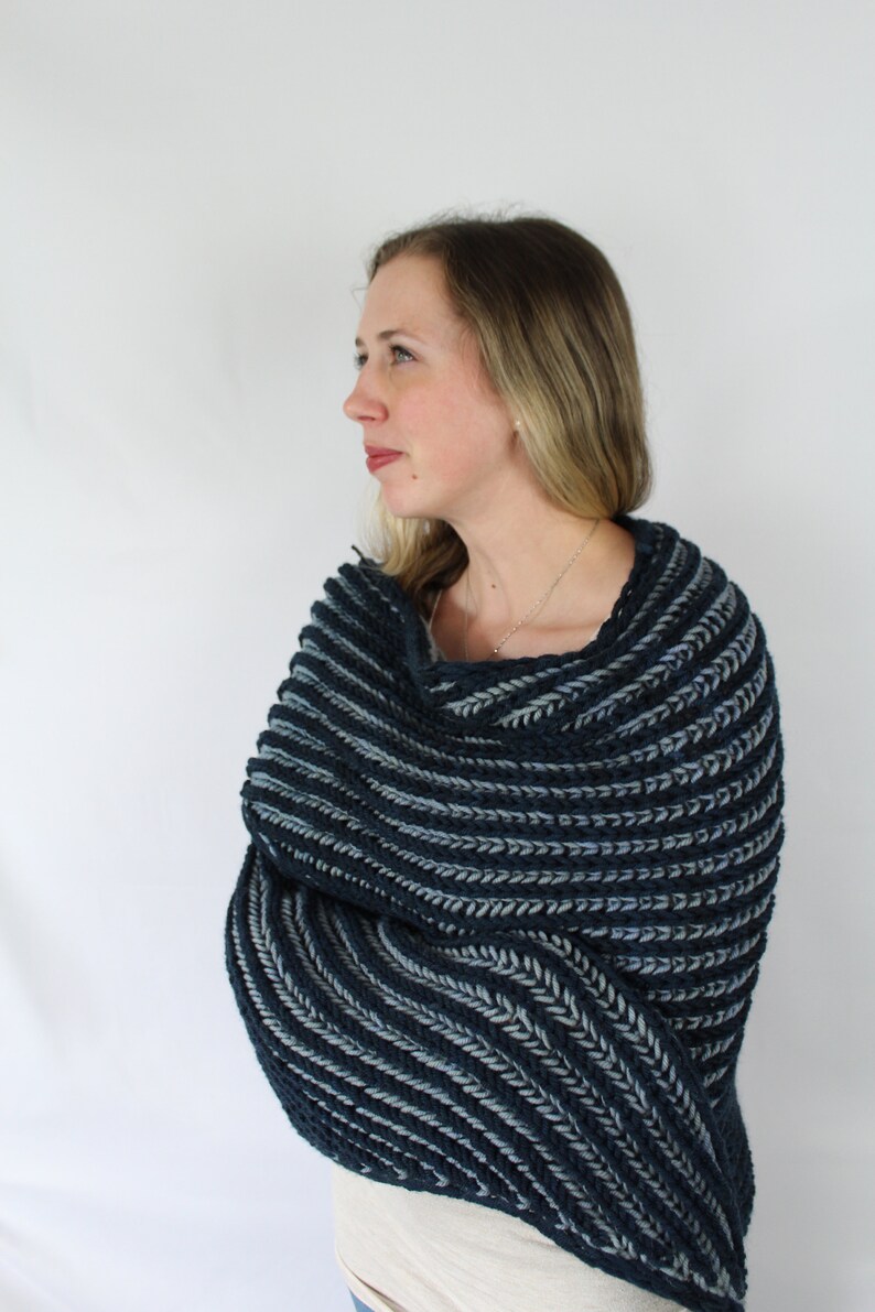 KNITTING PATTERN Bulky Knit Brioche Shawl Pattern, a Quick Gift Knit ...