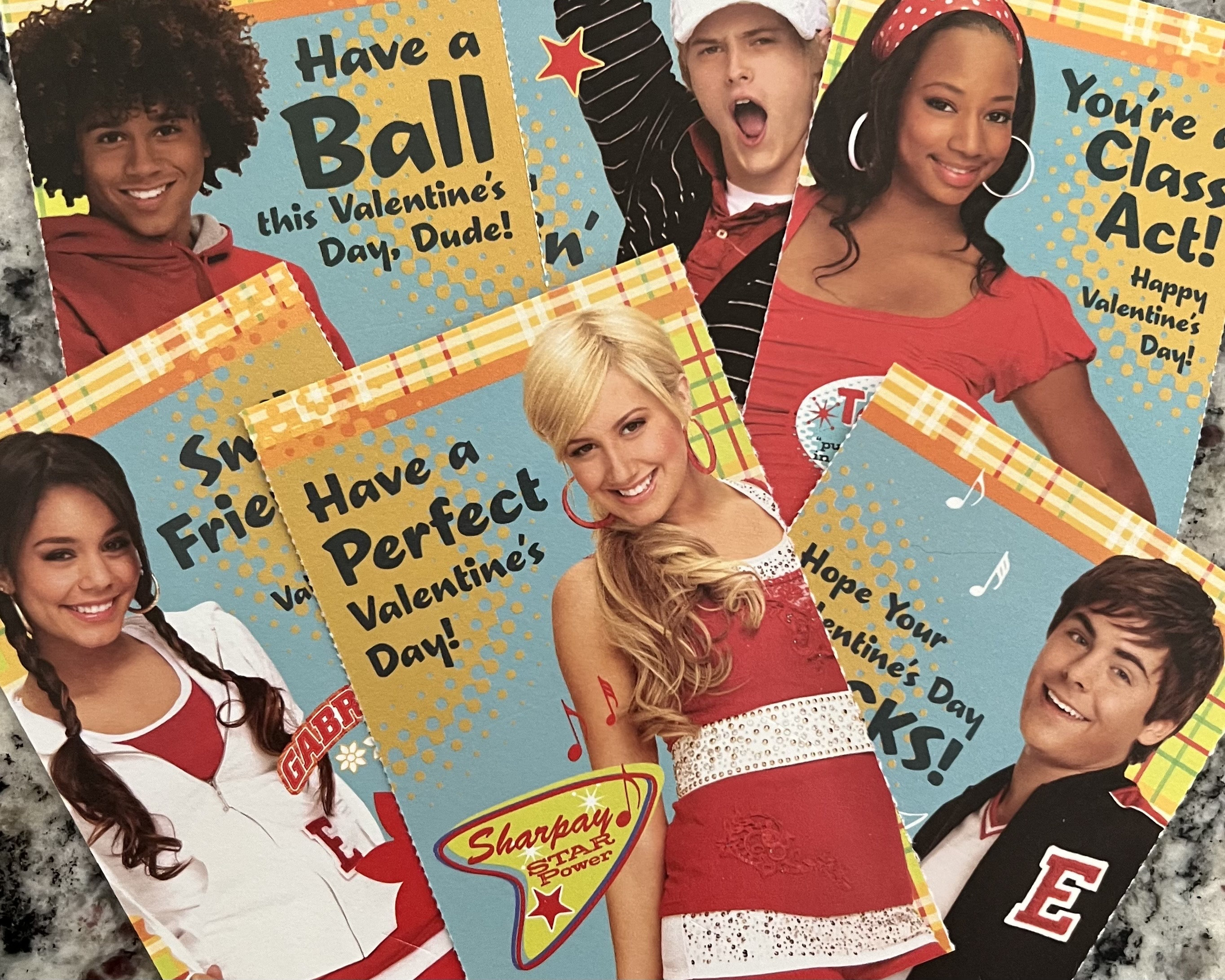 High School Musical Valentine's Day Cards Mystery 5 Cards per Pack With ...