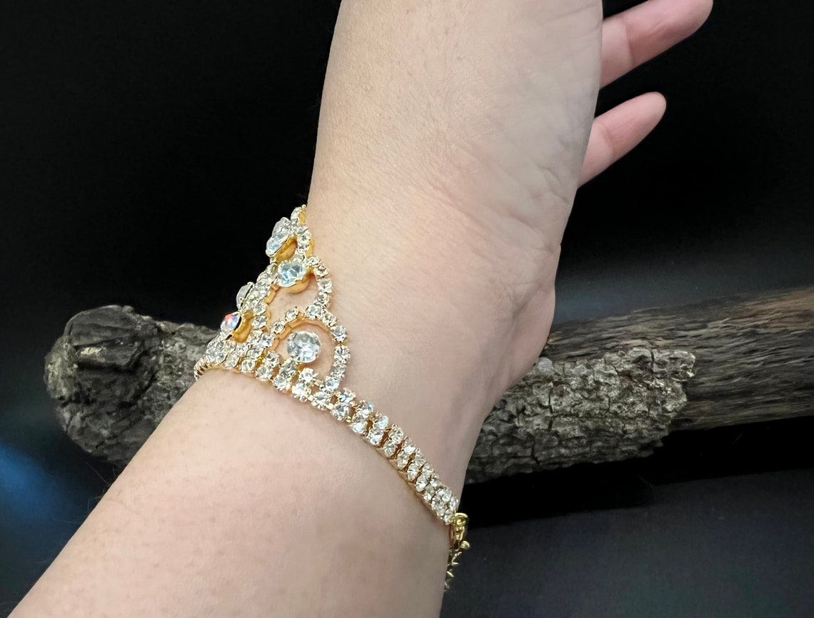 Crystal Diamond Hand Piece. Hand Jewelry With Connected Ring. - Etsy