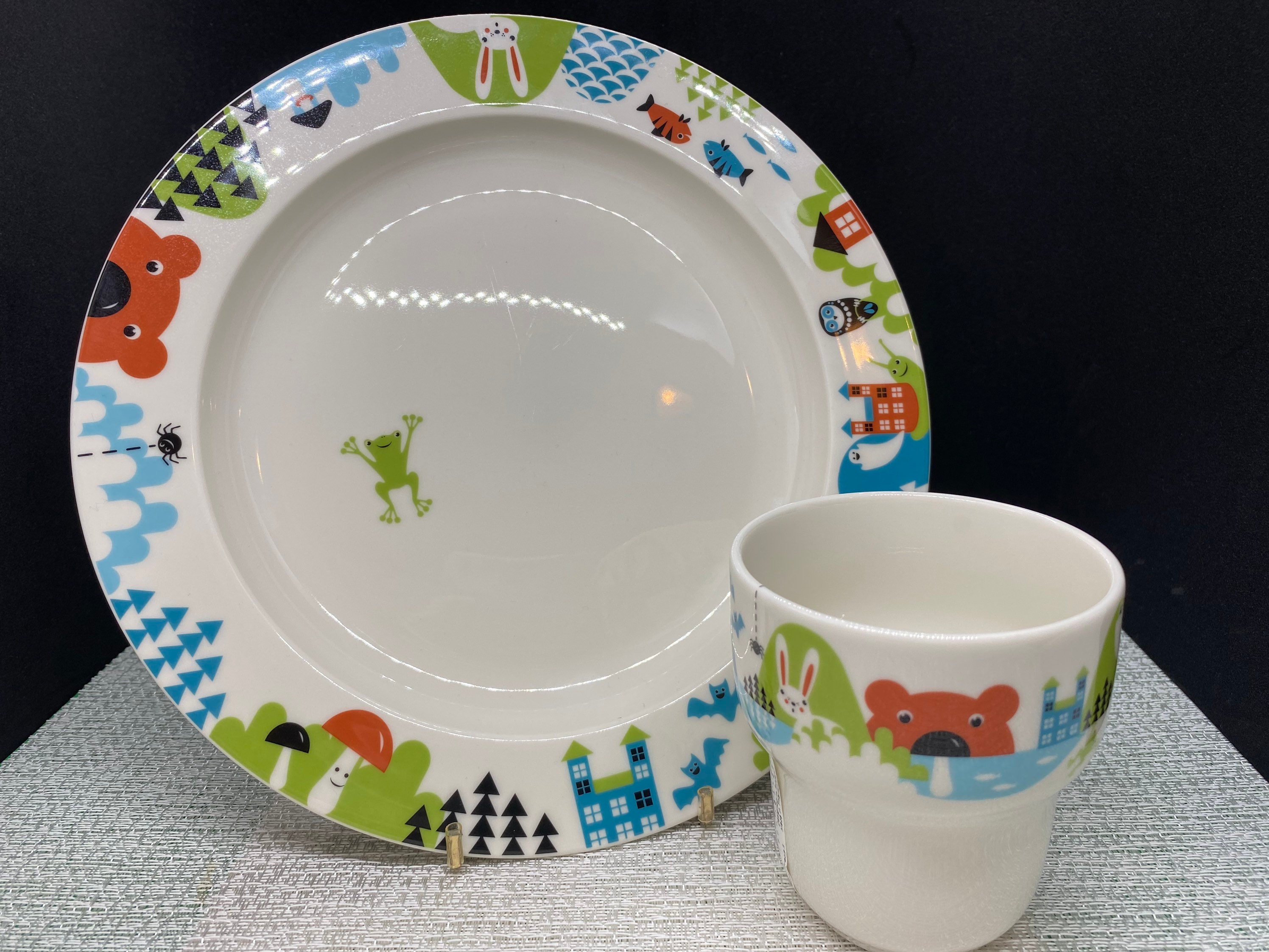 Arabia Finland LYSTI Children's Plate and Cup: Scandinavian Tableware ...