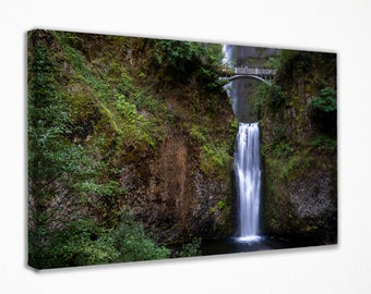 Multnomah Falls Poster - Etsy