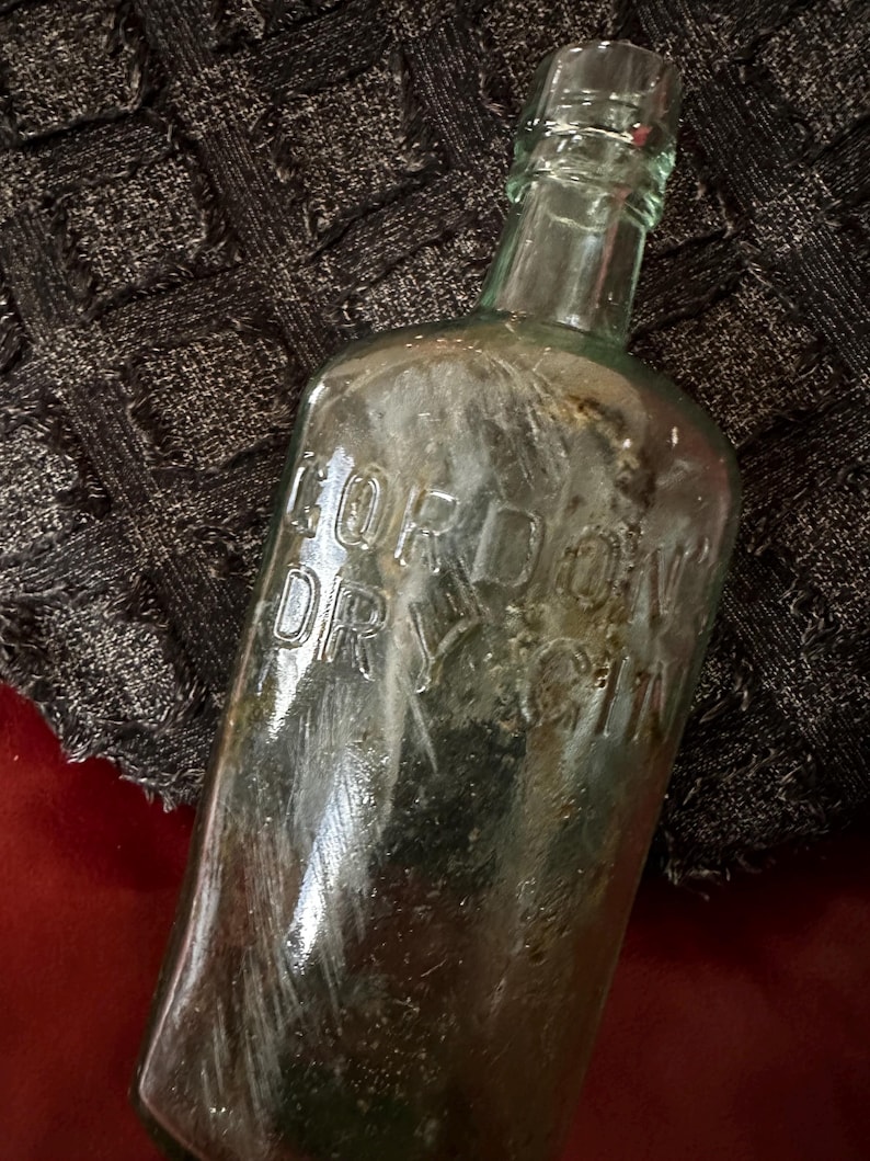 Antique Gordon’s Dry Gin Bottle London England 1890-1915 Aqua Glass ...