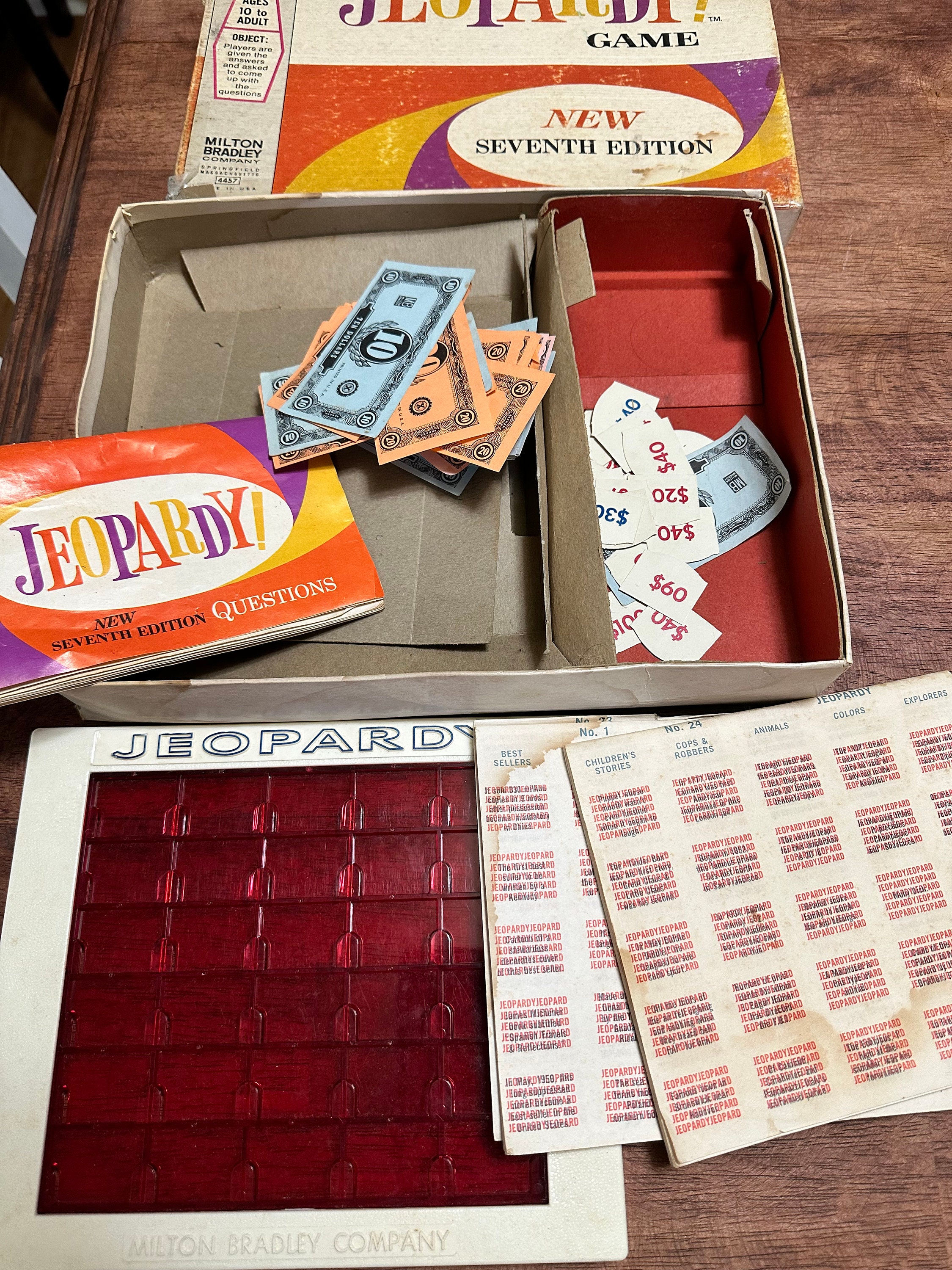1970 Milton Bradley Jeopardy Board Game - Etsy