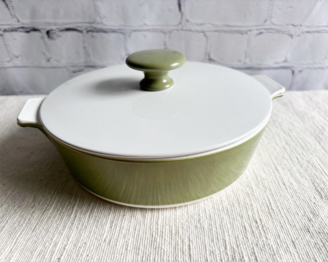 Vintage Corning Ware, Retro Avocado Green Casserole Dish With Lid, 1 ...