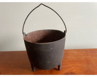 Small Cast Cauldron - Etsy