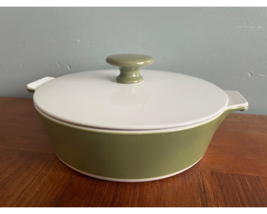Vintage Corning Ware, Retro Avocado Green Casserole Dish With Lid - Etsy