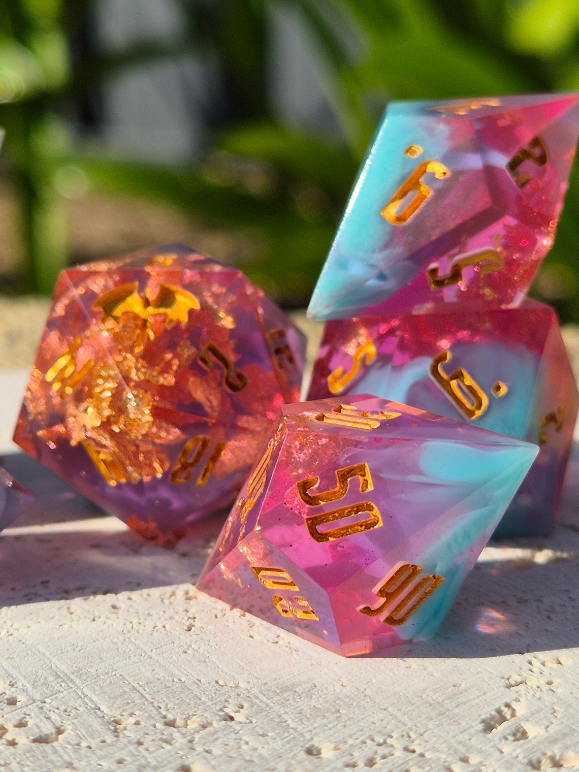 Royal Jelly Resin Dice Set 7 Crystal D4 Dungeons and Dragons - Etsy