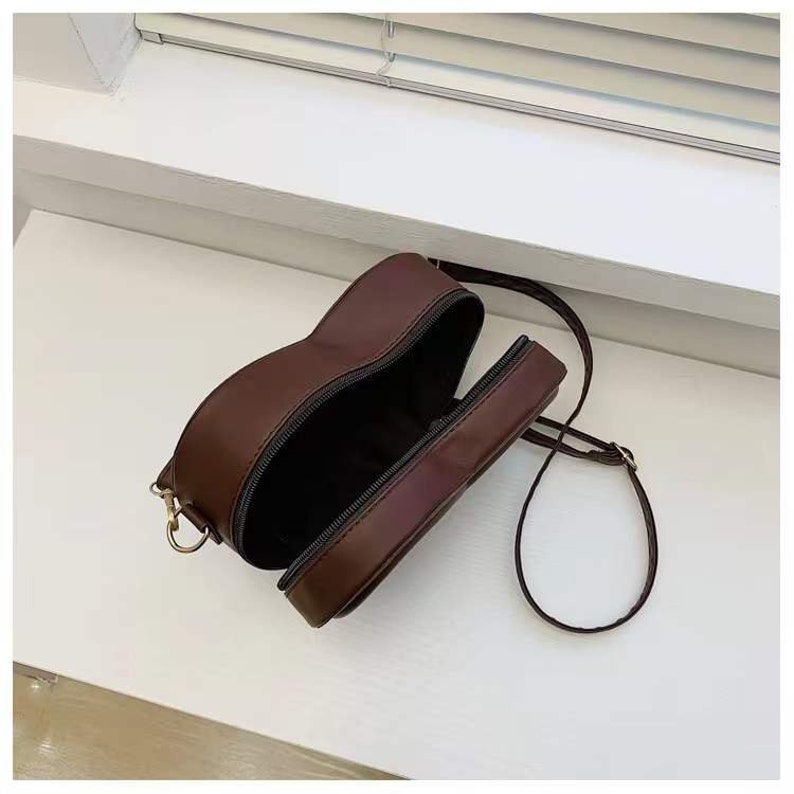 Heart Shaped Handbag, Minimalist Heart Design Novelty Bag, Peach Heart ...