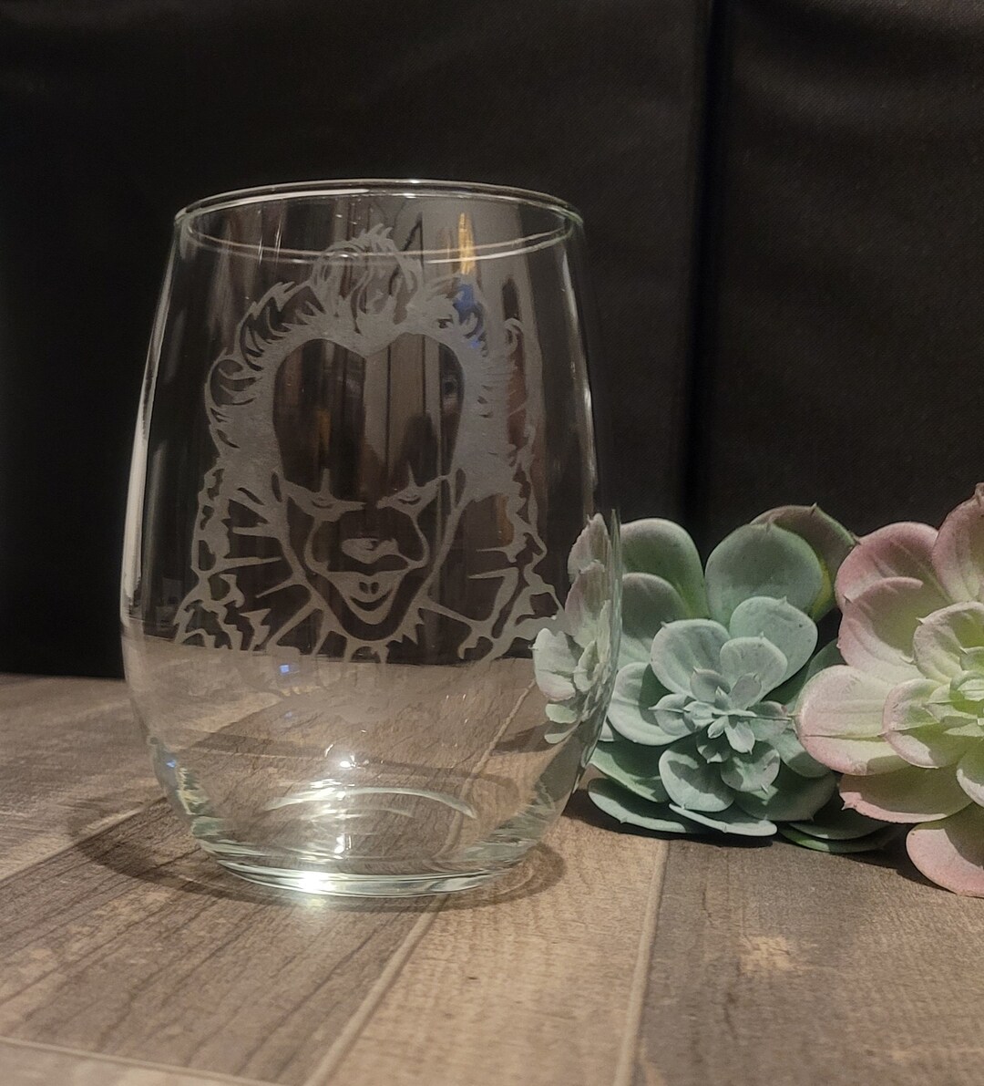 Pennywise Wine Glass / Halloween Wine Glass / IT Wine Glass / Halloween ...