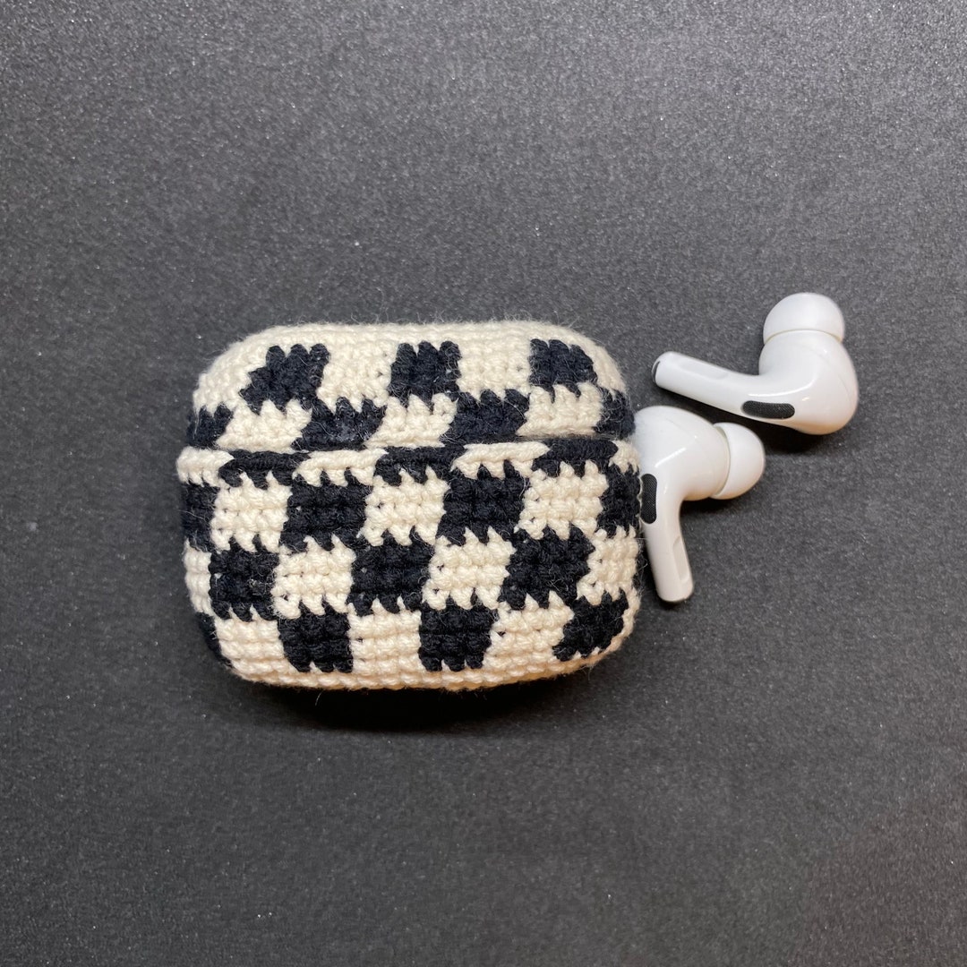 Checkered Crochet Airpods Case - Gen 1, Gen 2, Gen 3, Pro - Minimal ...