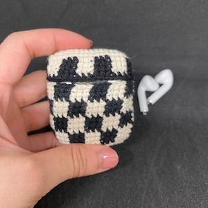 Checkered Crochet Airpods Case - Gen 1, Gen 2, Gen 3, Pro - Minimal ...