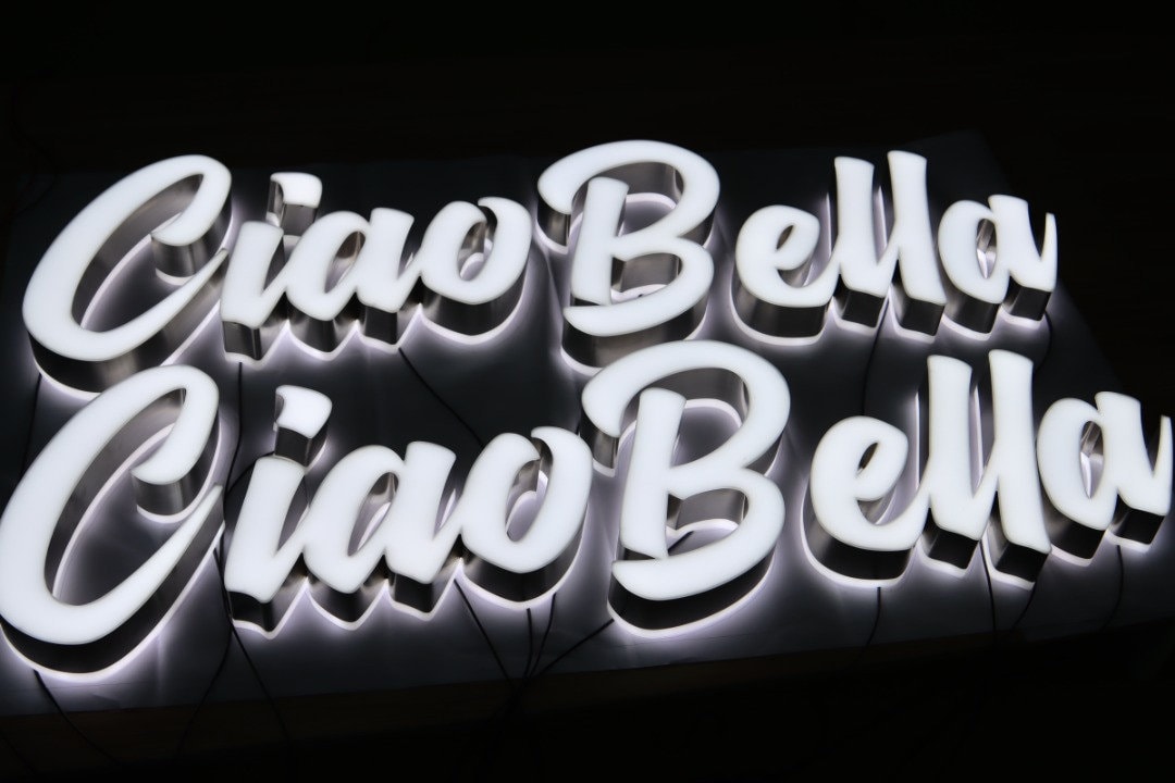 Light up Signs, Outdoor Business Signs, Channel Letters, Storefront ...