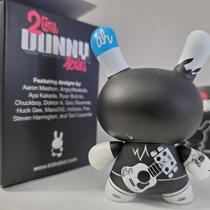 Mcbess "untitled" Kidrobot 2tone 2010 Series Dunny Art Toy Collectible ...