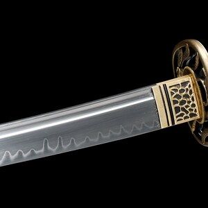 Medium Length Katana Handmade Katana, Japanese Katana, Samurai Sword ...