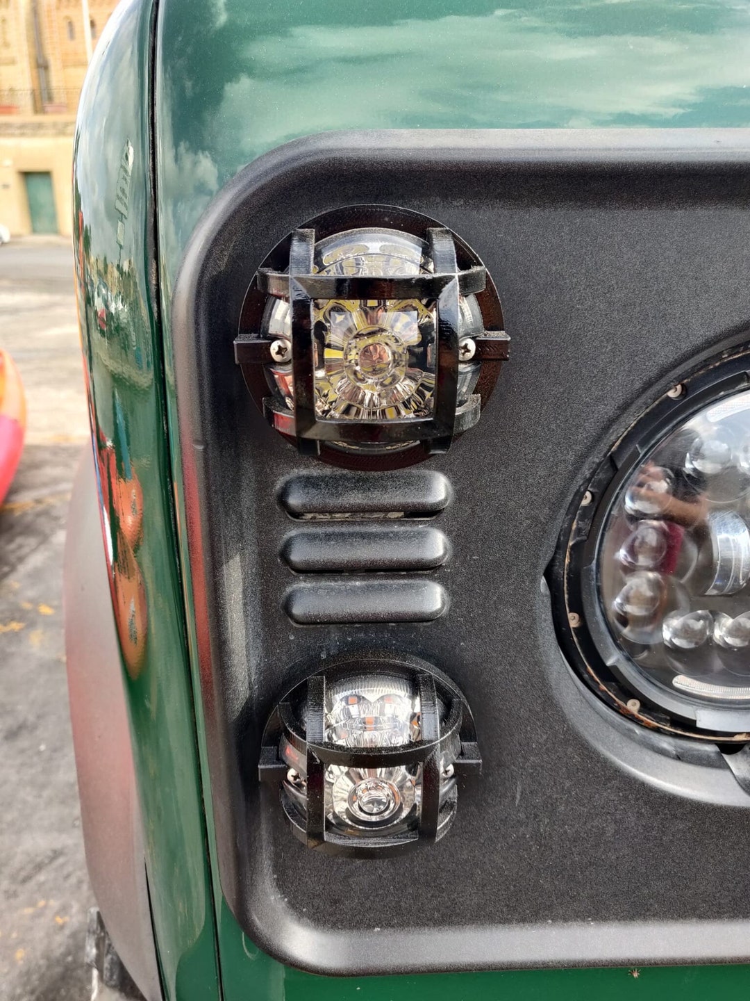 Land Rover Light Guards, Brake and Indicator Lights Plus Reverse Lights ...