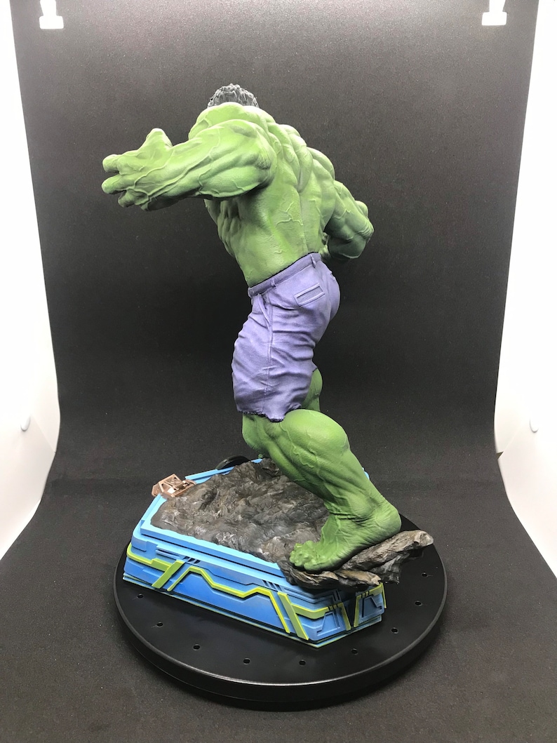 The Incredible Hulk Resin Statue V1 resin 3D Printed Figure READ ...