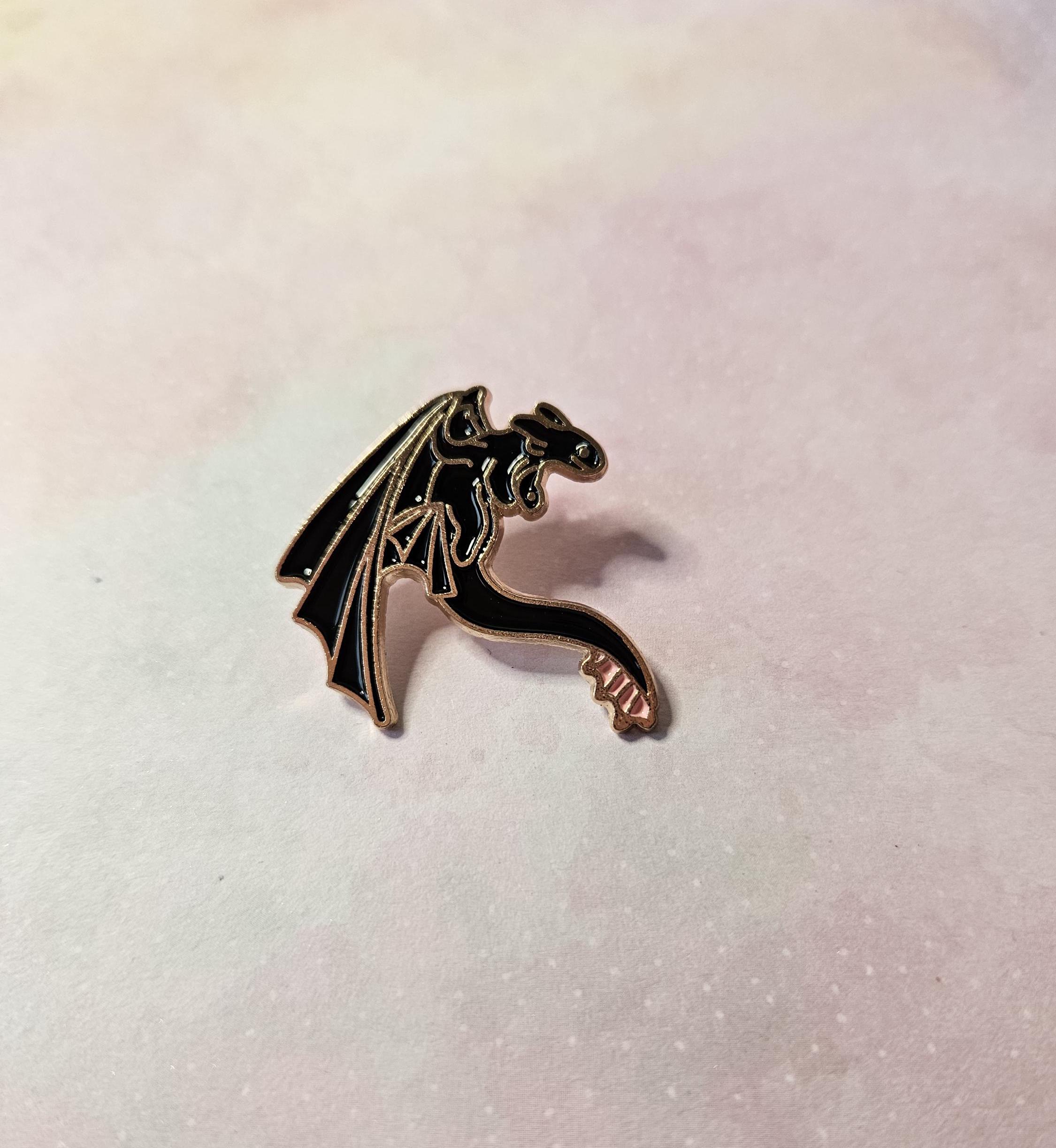 How to Train Your Dragon Toothless Enamel Pin Badge | HTTYD | Nightfury ...