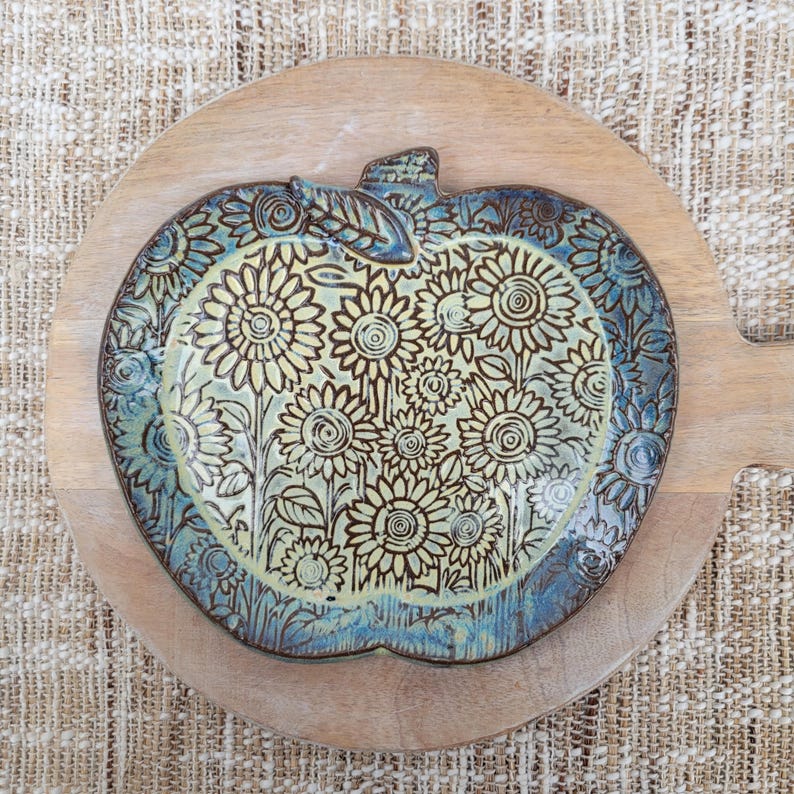 Apple-shaped Medium Plate With a Sunflower Pattern, 7.75" by 8", Yellow ...